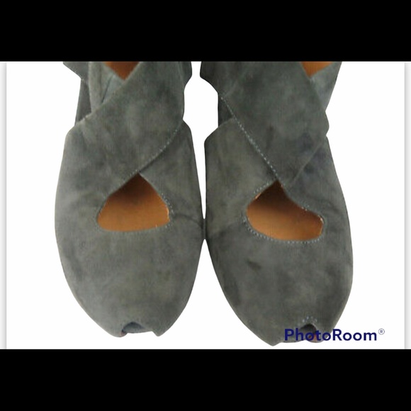 Earthies | Shoes | Earthies Syriana Wraparound Peep Toe Heel Womens ...